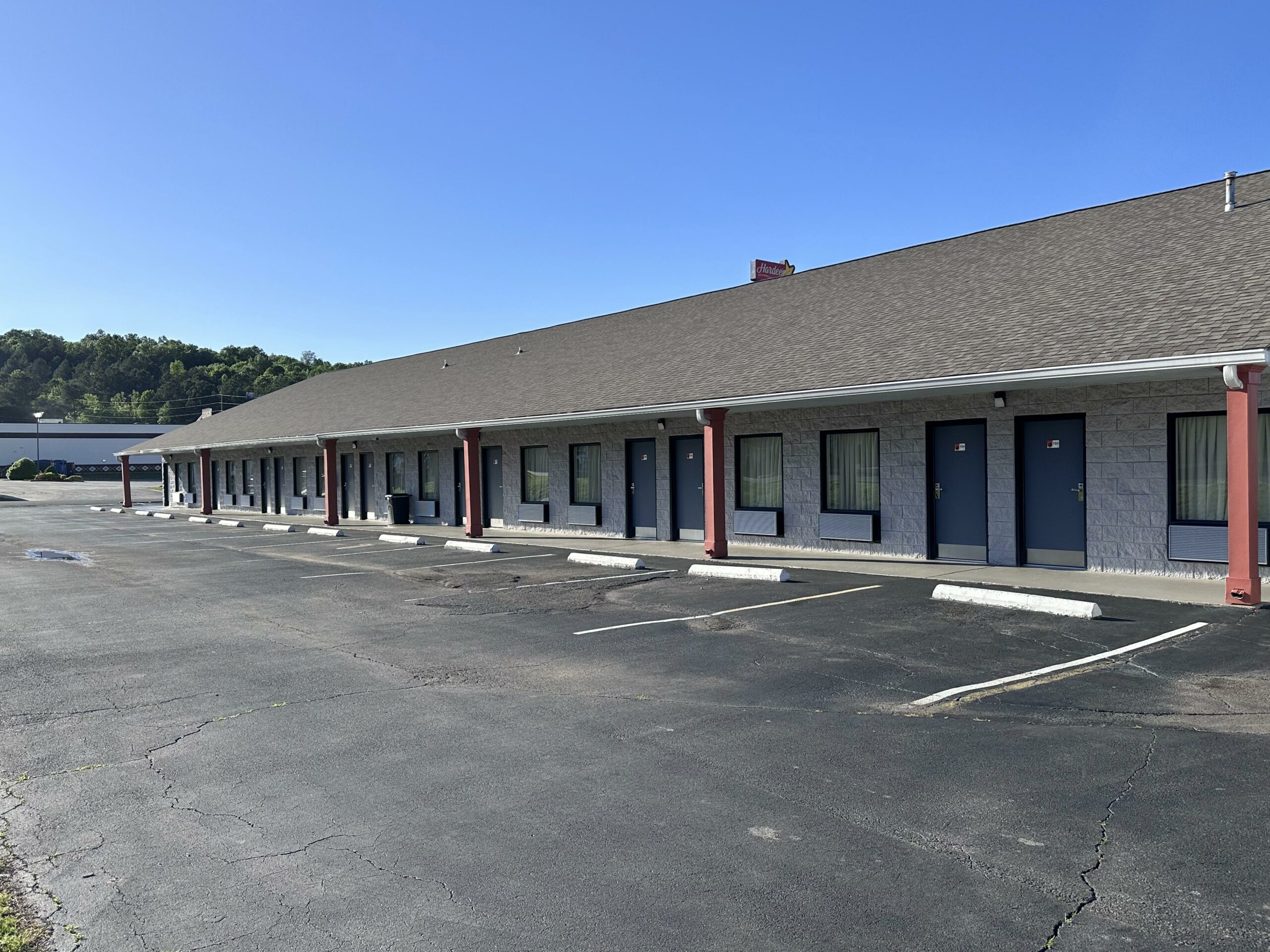 Royal Inn of Cleveland – Every motel stay tells a unique story.
